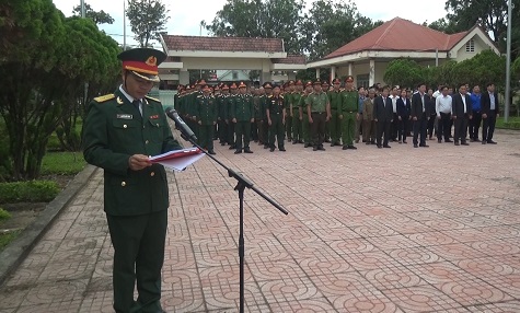 Viếng Nghĩa trang liệt sĩ nhân kỷ niệm 79 năm Ngày thành lập Quân đội nhân dân Việt Nam (22/12 ...